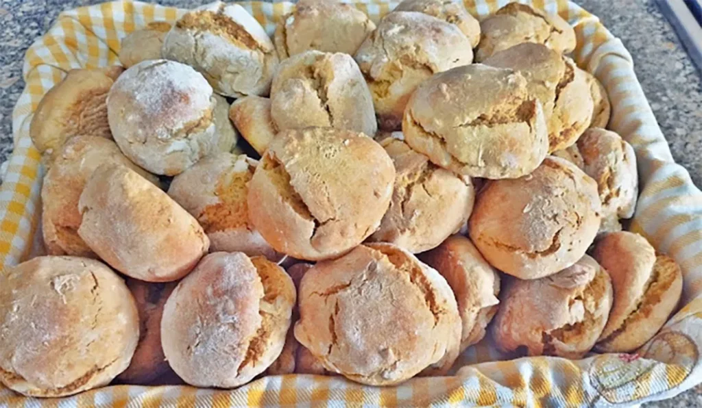 Bolinhas de azeite Alentejanos – receitasdoalentejo.pt